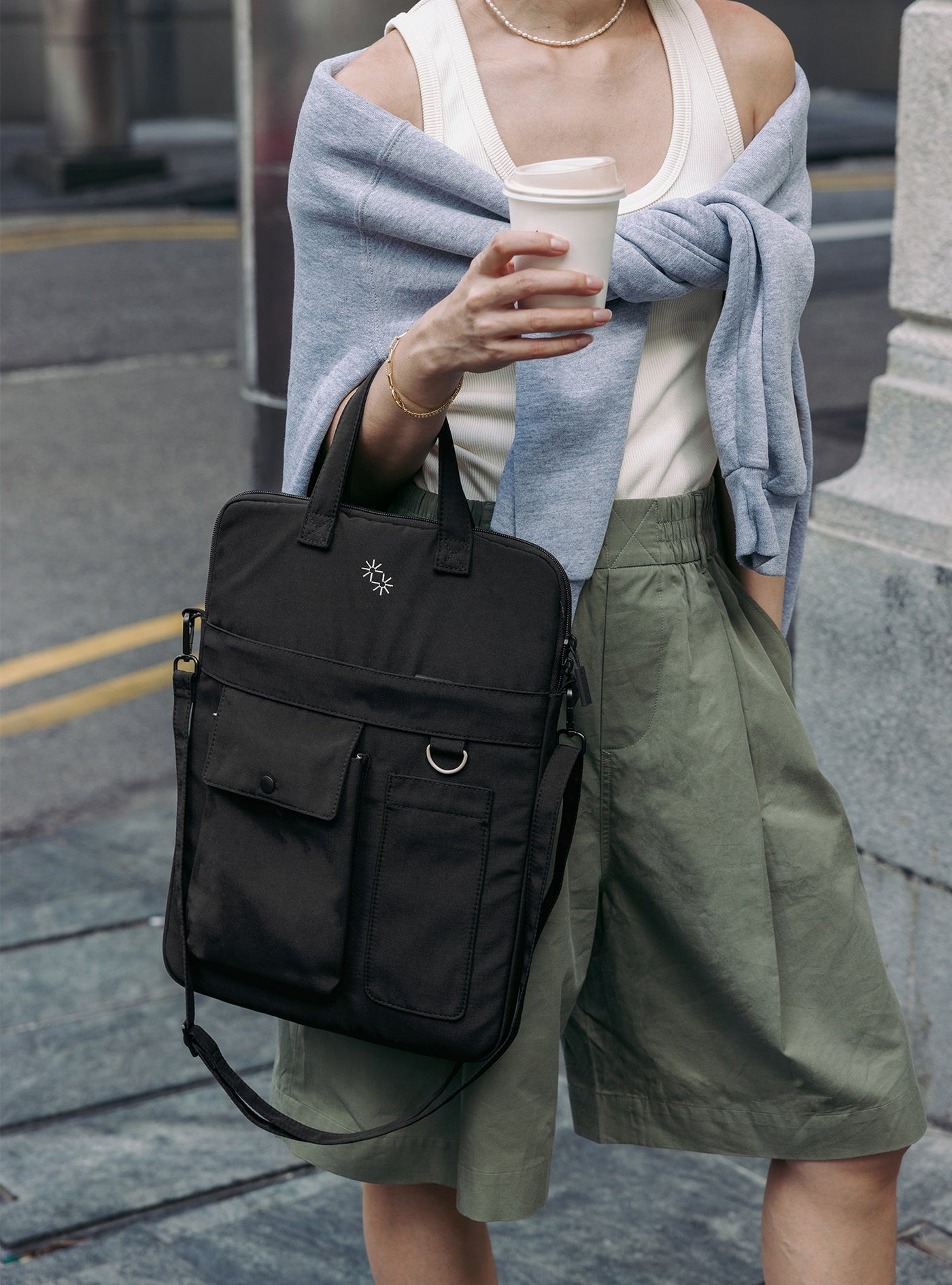 Utility Laptop Bag (13.3" Black) – The Paper Bunny Philippines